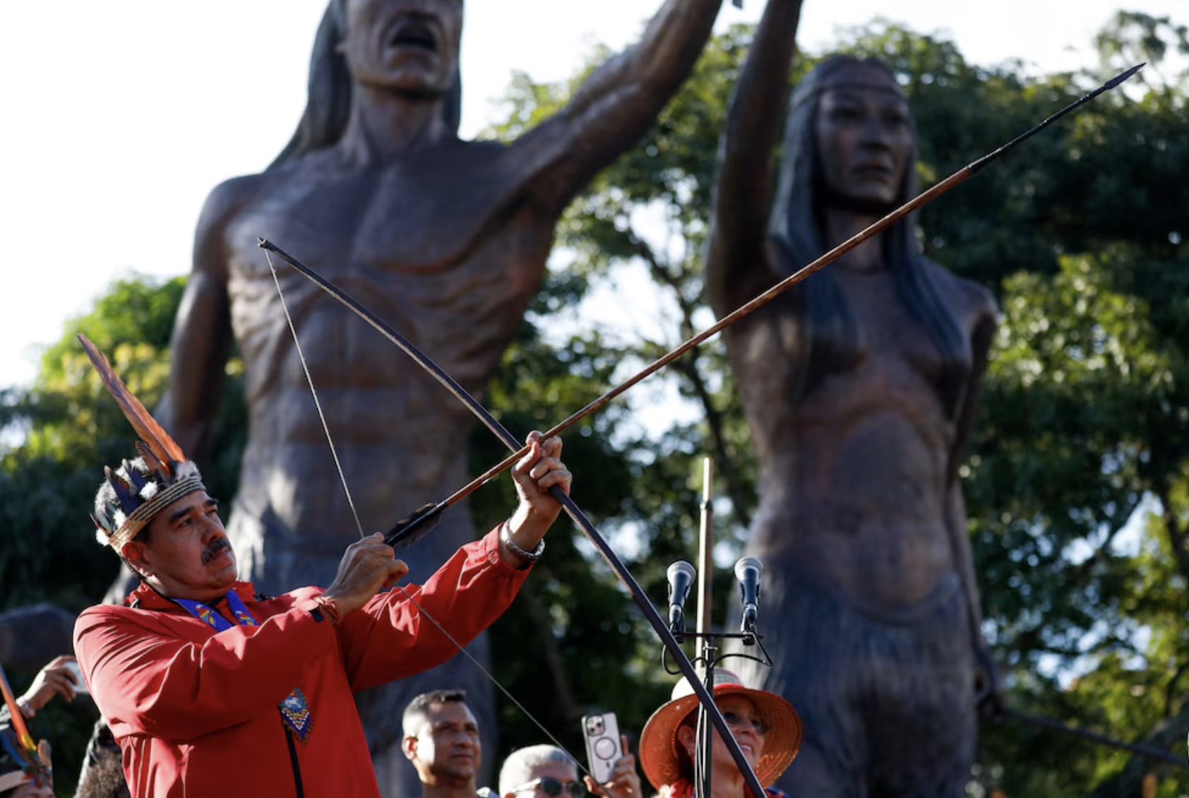 Maduro descalifica a María Corina Machado, pero evita mencionar su ...