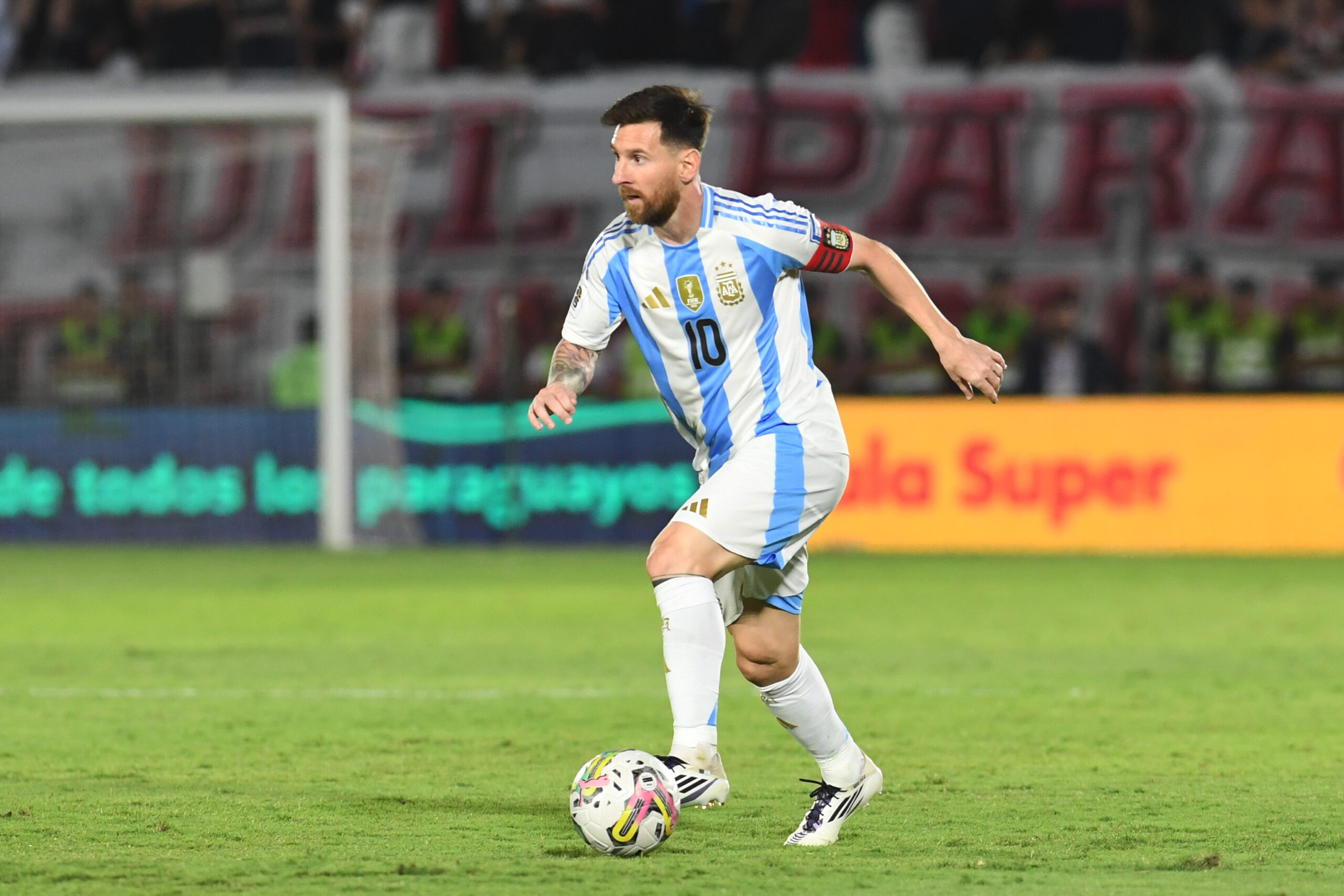 Lionel Messi es elegido el mejor futbolista de todos los tiempos por la ...